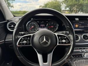 Black Mercedes-Benz E 220 2019 in Cesis, with an engine capacity of 2.00 L and mileage of 205 thousand km for 18900 €, photo 32 on AUTOMOTO.COM.LV