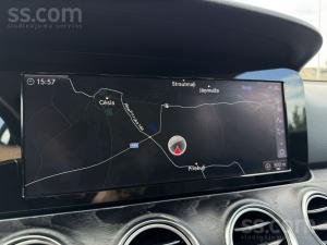 Black Mercedes-Benz E 220 2019 in Cesis, with an engine capacity of 2.00 L and mileage of 205 thousand km for 18900 €, photo 33 on AUTOMOTO.COM.LV