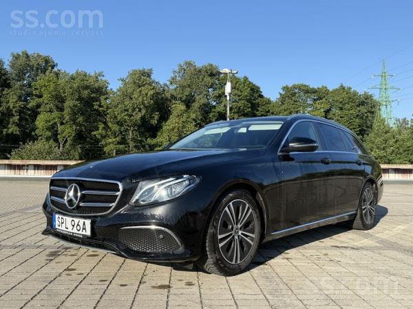 Black Mercedes-Benz E 220 2019 in Riga, with an engine capacity of 2.00 L and mileage of 0 thousand km for 14450 €, photo 1 on AUTOMOTO.COM.LV
