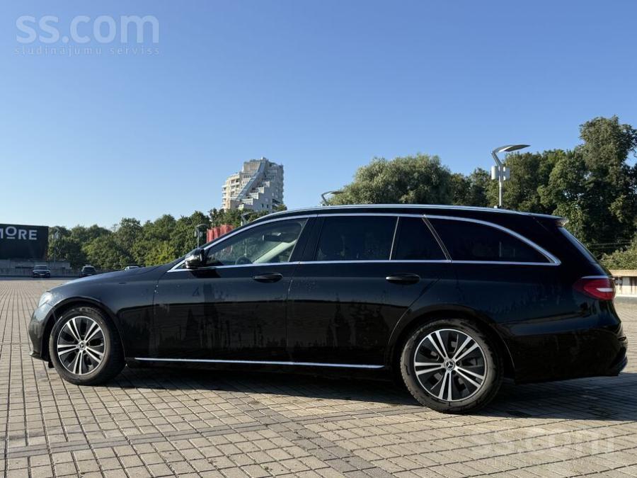 Melns Mercedes-Benz E 220 2019 Rīga, ar dzinēja tilpumu 2.00 L un nobraukumu 0 tūkst. km par 14450 €, foto 8 vietnē AUTOMOTO.COM.LV