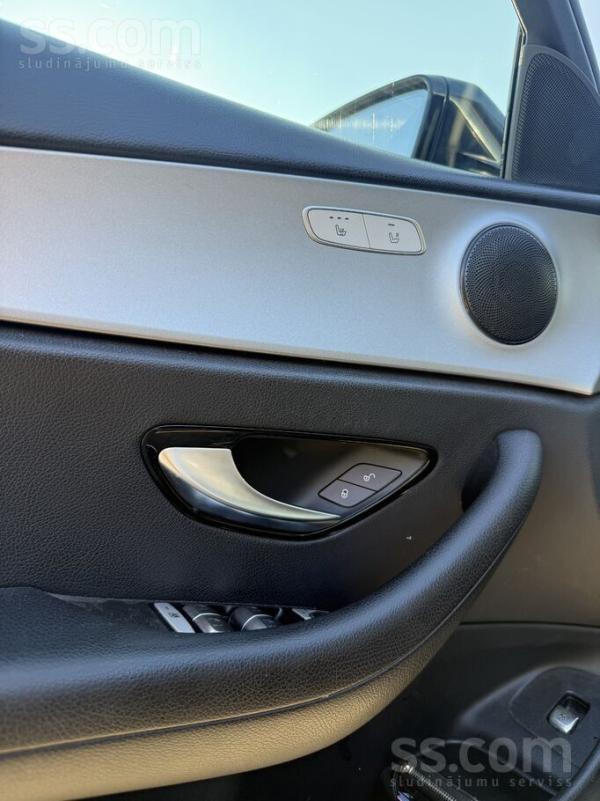 Black Mercedes-Benz E 220 2019 in Riga, with an engine capacity of 2.00 L and mileage of 0 thousand km for 14450 €, photo 10 on AUTOMOTO.COM.LV