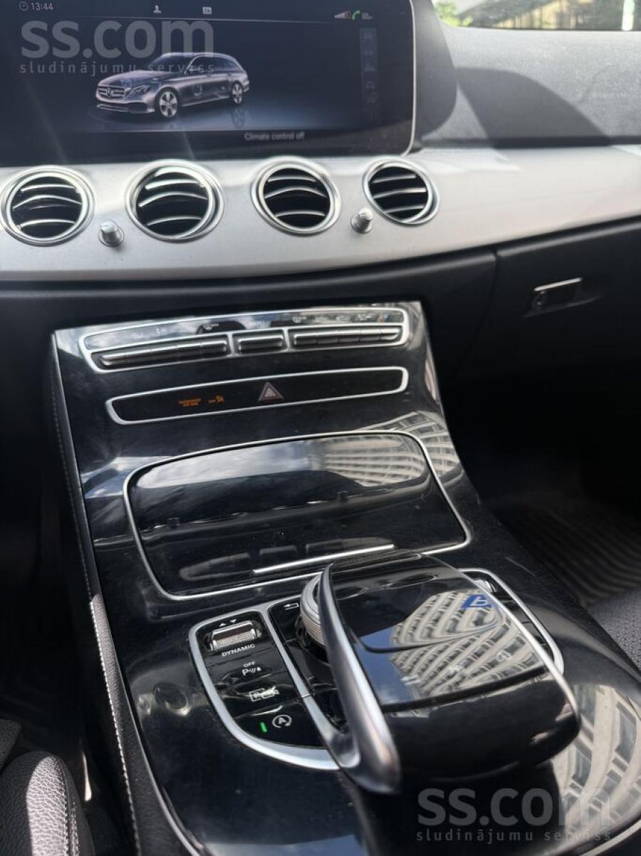 Melns Mercedes-Benz E 220 2019 Rīga, ar dzinēja tilpumu 2.00 L un nobraukumu 0 tūkst. km par 14450 €, foto 15 vietnē AUTOMOTO.COM.LV
