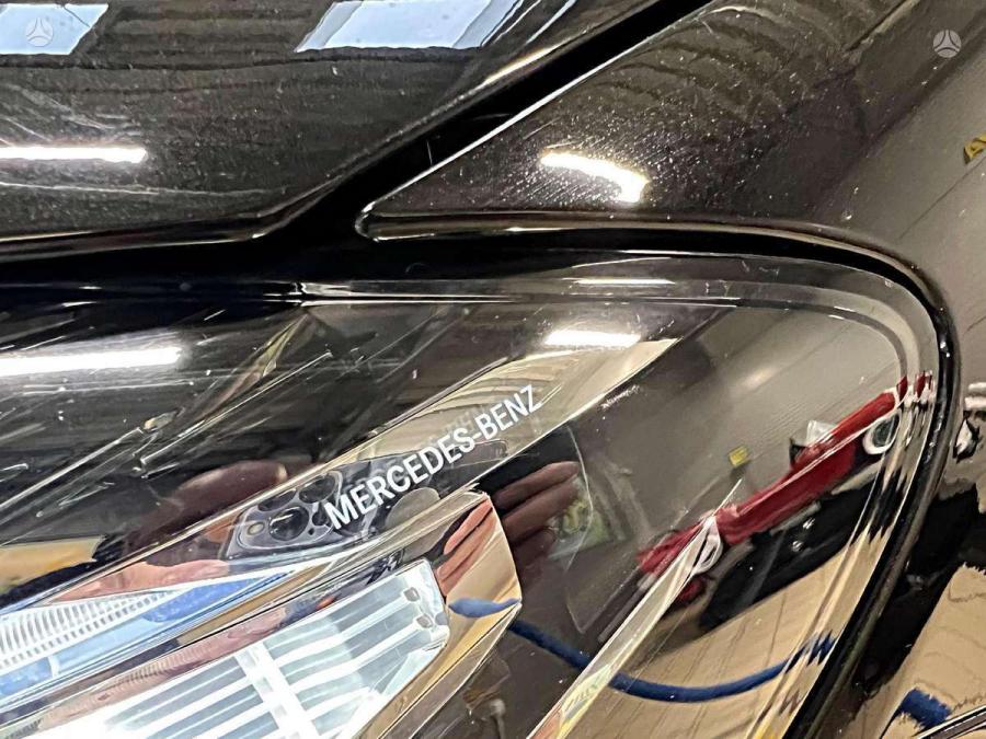 Черный Мерседес E 220 2019 в Вильнюс, объемом двигателя 1.95 л и пробегом 278 тыс. км за 14999 €, фото 10 на AUTOMOTO.COM.LV