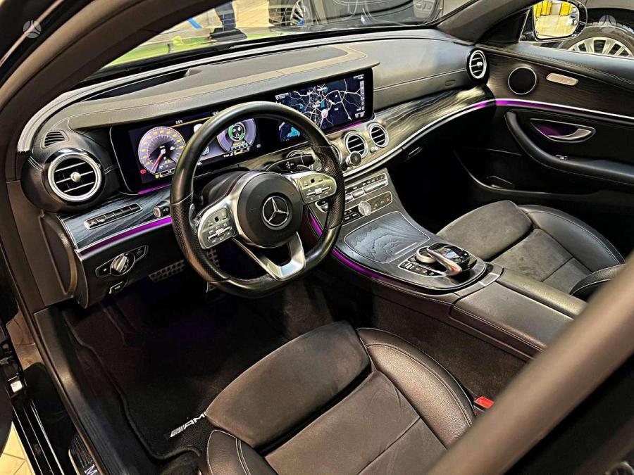 Черный Мерседес E 220 2019 в Вильнюс, объемом двигателя 1.95 л и пробегом 278 тыс. км за 14999 €, фото 14 на AUTOMOTO.COM.LV