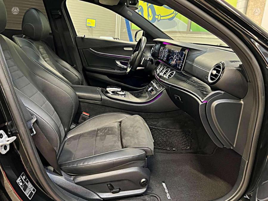 Черный Мерседес E 220 2019 в Вильнюс, объемом двигателя 1.95 л и пробегом 278 тыс. км за 14999 €, фото 23 на AUTOMOTO.COM.LV