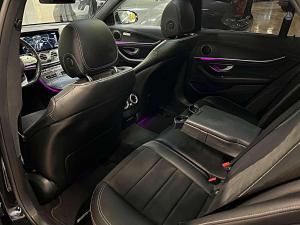 Черный Мерседес E 220 2019 в Вильнюс, объемом двигателя 1.95 л и пробегом 278 тыс. км за 14999 €, фото 25 на AUTOMOTO.COM.LV