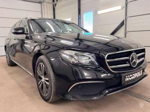 Melns Mercedes-Benz E 220 2019 Viļņa, ar dzinēja tilpumu 1.95 L un nobraukumu 333 tūkst. km par 12947 €, foto 9 vietnē AUTOMOTO.COM.LV