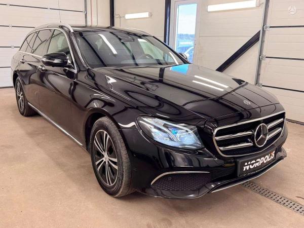 Черный Мерседес E 220 2019 в Вильнюс, объемом двигателя 1.95 л и пробегом 333 тыс. км за 12947 €, фото 6 на AUTOMOTO.COM.LV