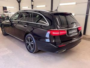 Черный Мерседес E 220 2019 в Вильнюс, объемом двигателя 1.95 л и пробегом 333 тыс. км за 12947 €, фото 14 на AUTOMOTO.COM.LV