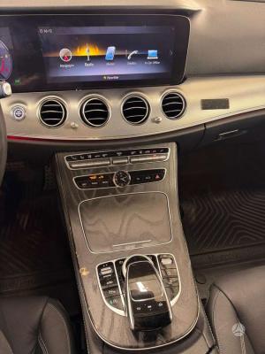 Черный Мерседес E 220 2019 в Вильнюс, объемом двигателя 1.95 л и пробегом 333 тыс. км за 12947 €, фото 22 на AUTOMOTO.COM.LV