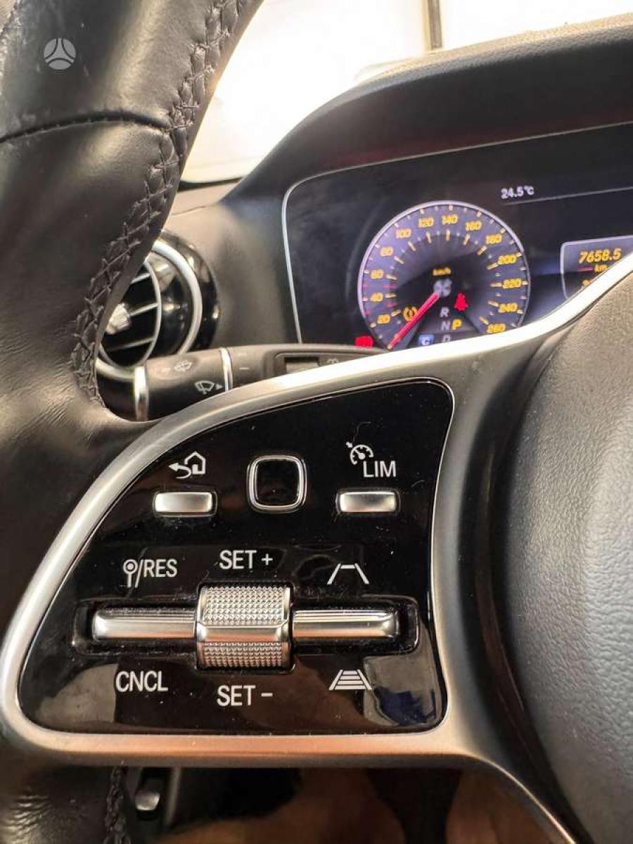 Черный Мерседес E 220 2019 в Вильнюс, объемом двигателя 1.95 л и пробегом 333 тыс. км за 12947 €, фото 29 на AUTOMOTO.COM.LV