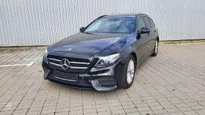 Черный Мерседес E 220 2019 в Мариямполе, объемом двигателя 1.95 л и пробегом 86 тыс. км за 22500 €, фото  на AUTOMOTO.COM.LV