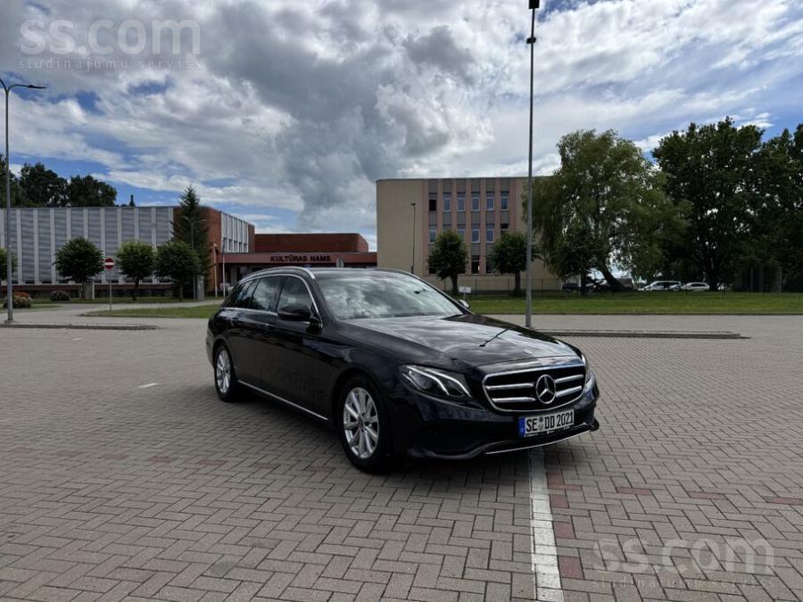 Черный Мерседес E 220 2019 в Цесис, объемом двигателя 2.00 л и пробегом 0 тыс. км за 17900 €, фото 6 на AUTOMOTO.COM.LV