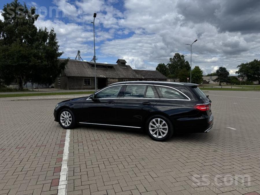 Черный Мерседес E 220 2019 в Цесис, объемом двигателя 2.00 л и пробегом 0 тыс. км за 17900 €, фото 12 на AUTOMOTO.COM.LV