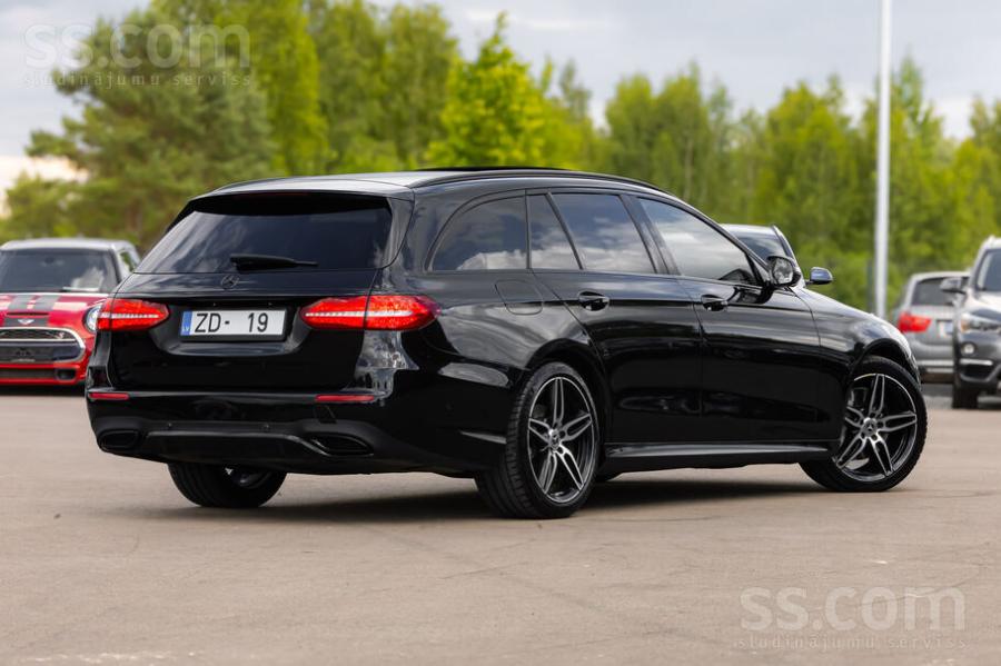 Melns Mercedes-Benz E 220 2020 Rīga, ar dzinēja tilpumu 2.00 L un nobraukumu 224 tūkst. km par 16950 €, foto 5 vietnē AUTOMOTO.COM.LV