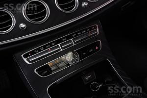 Melns Mercedes-Benz E 220 2020 Rīga, ar dzinēja tilpumu 2.00 L un nobraukumu 224 tūkst. km par 16950 €, foto 18 vietnē AUTOMOTO.COM.LV