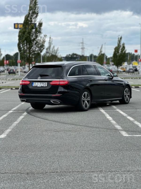 Melns Mercedes-Benz E 220 2020 Rīga, ar dzinēja tilpumu 2.00 L un nobraukumu 0 tūkst. km par 12900 €, foto 4 vietnē AUTOMOTO.COM.LV