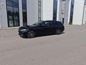 Melns Mercedes-Benz E 220 2021 Kauņa, ar dzinēja tilpumu 1.95 L un nobraukumu 299 tūkst. km par 19250 €, foto 4 vietnē AUTOMOTO.COM.LV