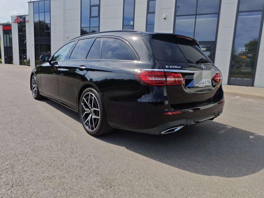 Melns Mercedes-Benz E 220 2021 Kauņa, ar dzinēja tilpumu 1.95 L un nobraukumu 299 tūkst. km par 19250 €, foto 18 vietnē AUTOMOTO.COM.LV