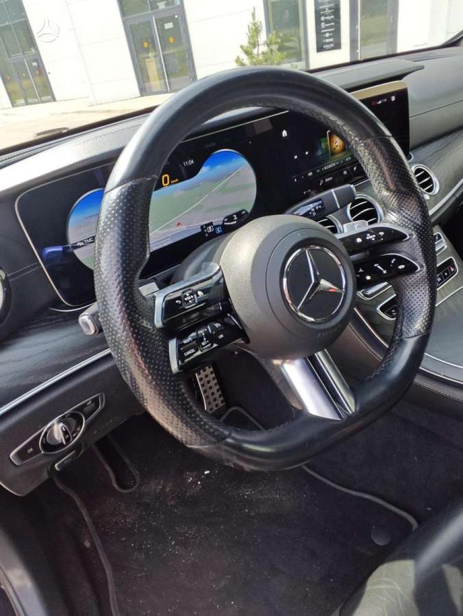 Melns Mercedes-Benz E 220 2021 Kauņa, ar dzinēja tilpumu 1.95 L un nobraukumu 299 tūkst. km par 19250 €, foto 26 vietnē AUTOMOTO.COM.LV