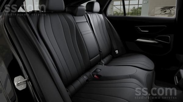 Black Mercedes-Benz E 220 2026 in Riga, with an engine capacity of 2.00 L and mileage of 10 thousand km for 66900 €, photo 9 on AUTOMOTO.COM.LV