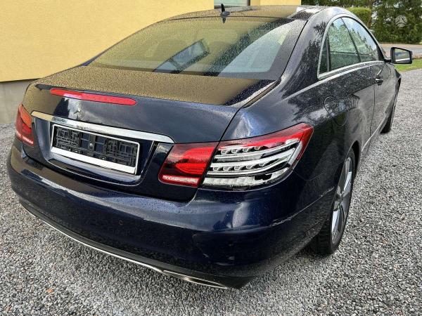 Zils Mercedes-Benz E 220 2014 Kauņa, ar dzinēja tilpumu 2.14 L un nobraukumu 253 tūkst. km par 5750 €, foto 8 vietnē AUTOMOTO.COM.LV