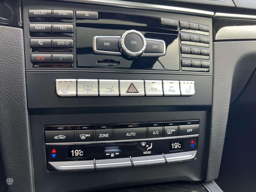 Синий Мерседес E 220 2014 в Каунас, объемом двигателя 2.14 л и пробегом 253 тыс. км за 5750 €, фото 41 на AUTOMOTO.COM.LV