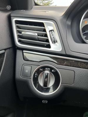 Синий Мерседес E 220 2014 в Каунас, объемом двигателя 2.14 л и пробегом 253 тыс. км за 5750 €, фото 42 на AUTOMOTO.COM.LV