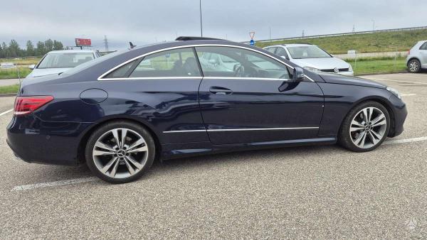 Zils Mercedes-Benz E 220 2014 Kauņa, ar dzinēja tilpumu 2.14 L un nobraukumu 253 tūkst. km par 9900 €, foto 6 vietnē AUTOMOTO.COM.LV