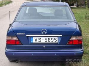 Синий Мерседес E 220 1994 в Рига, объемом двигателя 2.20 л и пробегом 214 тыс. км за 5300 €, фото 23 на AUTOMOTO.COM.LV