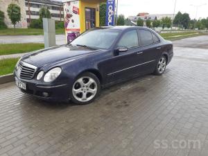 Zils Mercedes-Benz E 220 2002 Daugavpils, ar dzinēja tilpumu 2.20 L un nobraukumu 407 tūkst. km par 900 €, foto 3 vietnē AUTOMOTO.COM.LV