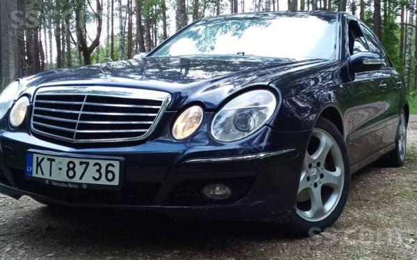 Zils Mercedes-Benz E 220 2002 Daugavpils, ar dzinēja tilpumu 2.20 L un nobraukumu 0 tūkst. km par 1550 €, foto 2 vietnē AUTOMOTO.COM.LV