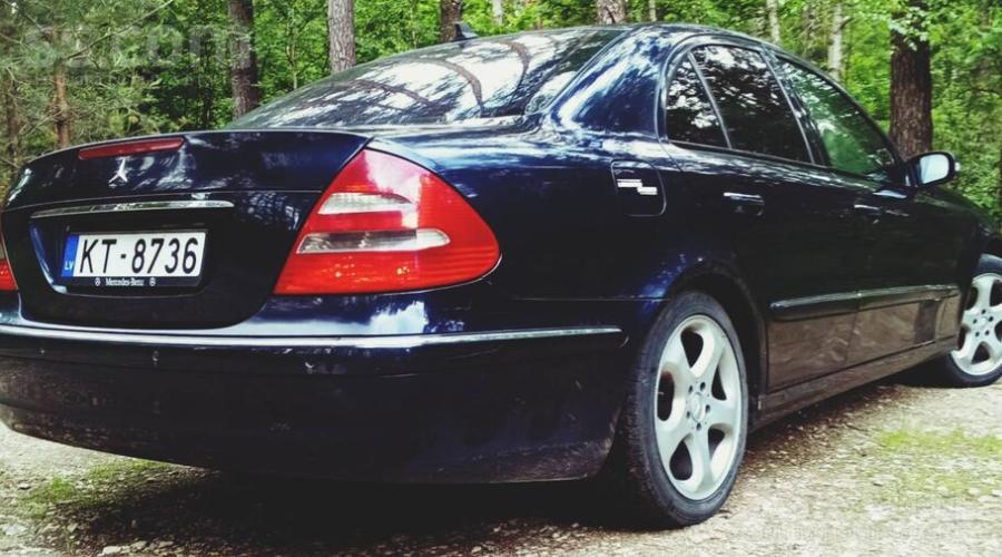 Blue Mercedes-Benz E 220 2002 in Daugavpils, with an engine capacity of 2.20 L and mileage of 0 thousand km for 1550 €, photo 9 on AUTOMOTO.COM.LV