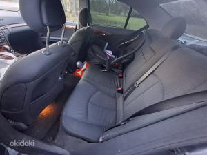 Синий Мерседес E 220 2002 в Тарту, объемом двигателя 2.10 л и пробегом 335 тыс. км за 1200 €, фото 5 на AUTOMOTO.COM.LV