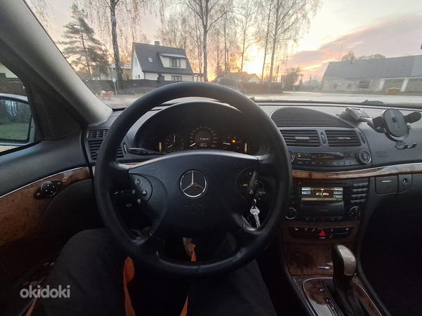 Синий Мерседес E 220 2002 в Тарту, объемом двигателя 2.10 л и пробегом 335 тыс. км за 1200 €, фото 6 на AUTOMOTO.COM.LV