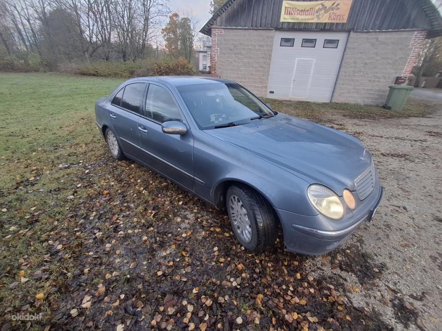 Синий Мерседес E 220 2002 в Тарту, объемом двигателя 2.10 л и пробегом 335 тыс. км за 1200 €, фото 8 на AUTOMOTO.COM.LV