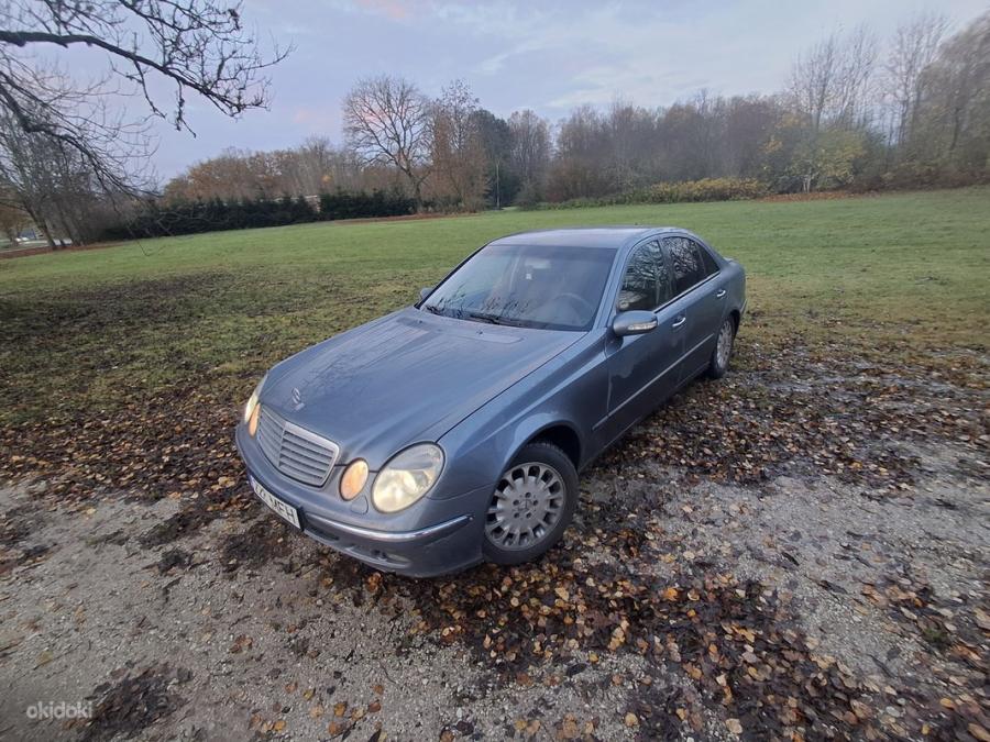Синий Мерседес E 220 2002 в Тарту, объемом двигателя 2.10 л и пробегом 335 тыс. км за 1200 €, фото 9 на AUTOMOTO.COM.LV