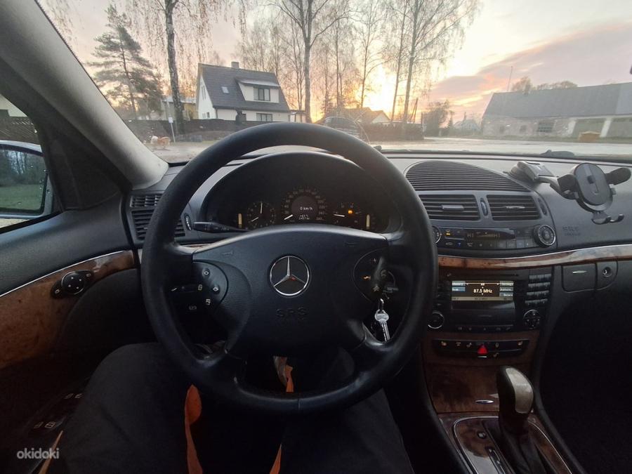 Синий Мерседес E 220 2002 в Тарту, объемом двигателя 2.10 л и пробегом 335 тыс. км за 1200 €, фото 13 на AUTOMOTO.COM.LV
