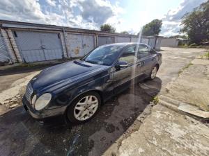 Zils Mercedes-Benz E 220 2002 Rīga, ar dzinēja tilpumu 2.20 L un nobraukumu 420 tūkst. km par 1300 €, foto 7 vietnē AUTOMOTO.COM.LV