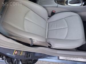 Zils Mercedes-Benz E 220 2003 Daugavpils, ar dzinēja tilpumu 2.20 L un nobraukumu 334 tūkst. km par 2400 €, foto 8 vietnē AUTOMOTO.COM.LV
