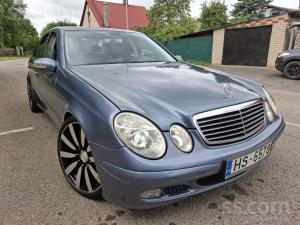 Синий Мерседес E 220 2003 в Даугавпилс, объемом двигателя 2.20 л и пробегом 334 тыс. км за 2400 €, фото  на AUTOMOTO.COM.LV