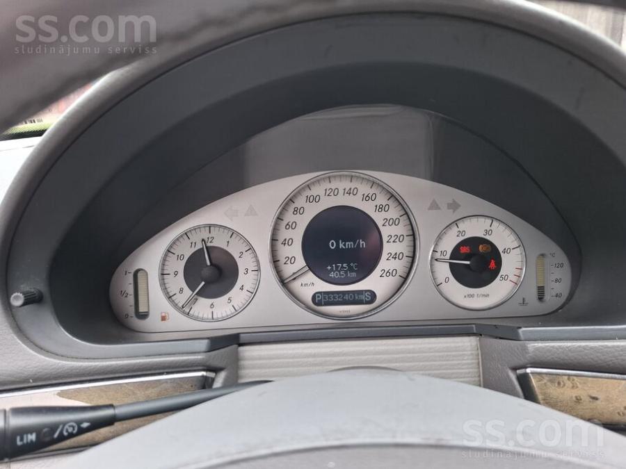 Blue Mercedes-Benz E 220 2003 in Daugavpils, with an engine capacity of 2.20 L and mileage of 334 thousand km for 2400 €, photo 26 on AUTOMOTO.COM.LV