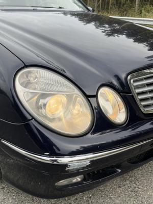 Zils Mercedes-Benz E 220 2003 Tallina, ar dzinēja tilpumu 2.20 L un nobraukumu 282 tūkst. km par 3990 €, foto 12 vietnē AUTOMOTO.COM.LV