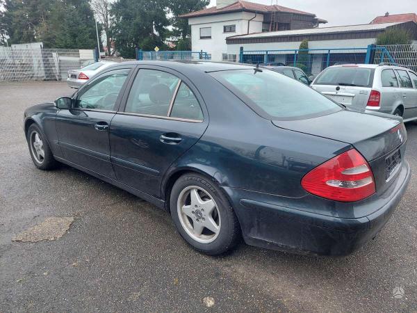 Zils Mercedes-Benz E 220 2004 Utena, ar dzinēja tilpumu 2.15 L un nobraukumu 235 tūkst. km par 2950 €, foto 4 vietnē AUTOMOTO.COM.LV