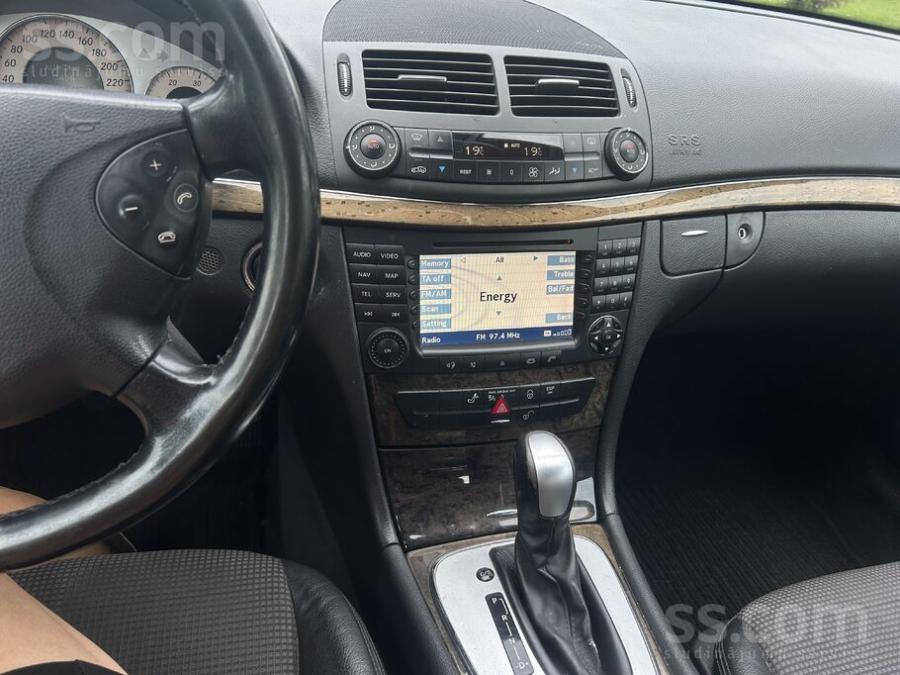 Zils Mercedes-Benz E 220 2004 Daugavpils, ar dzinēja tilpumu 2.20 L un nobraukumu 414 tūkst. km par 3450 €, foto 12 vietnē AUTOMOTO.COM.LV