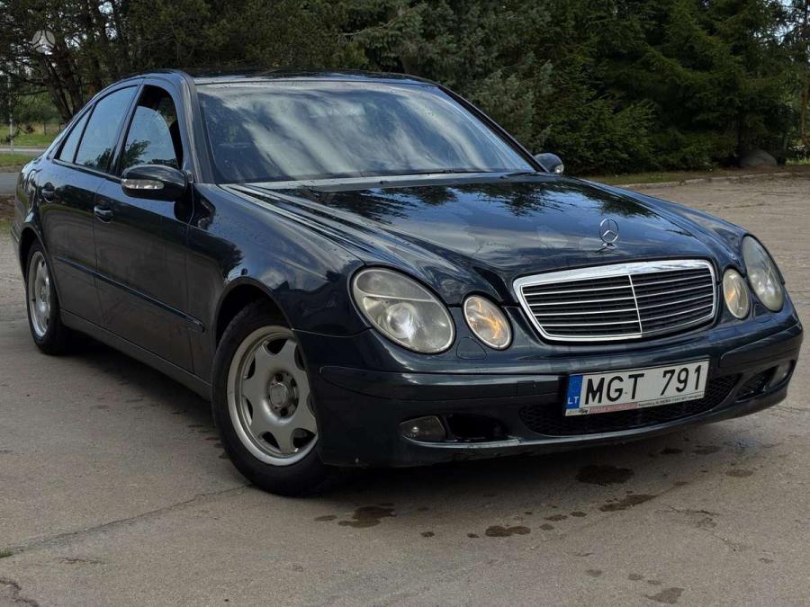 Zils Mercedes-Benz E 220 2004 Rokiškis, ar dzinēja tilpumu 2.15 L un nobraukumu 360 tūkst. km par 1150 €, foto 3 vietnē AUTOMOTO.COM.LV