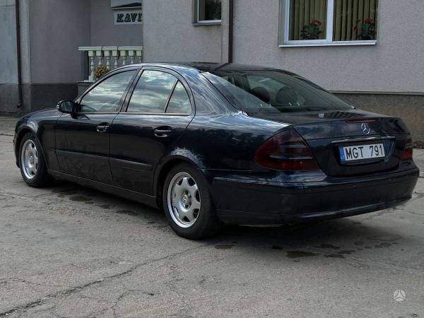 Zils Mercedes-Benz E 220 2004 Rokiškis, ar dzinēja tilpumu 2.15 L un nobraukumu 360 tūkst. km par 1150 €, foto 6 vietnē AUTOMOTO.COM.LV
