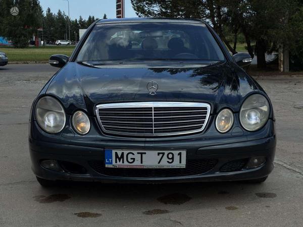 Zils Mercedes-Benz E 220 2004 Rokiškis, ar dzinēja tilpumu 2.15 L un nobraukumu 360 tūkst. km par 1150 €, foto 9 vietnē AUTOMOTO.COM.LV