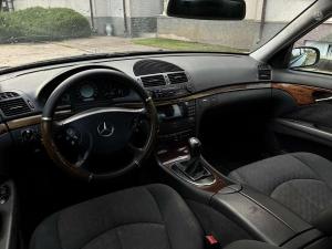 Zils Mercedes-Benz E 220 2004 Rokiškis, ar dzinēja tilpumu 2.15 L un nobraukumu 360 tūkst. km par 1150 €, foto 17 vietnē AUTOMOTO.COM.LV