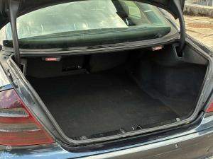 Zils Mercedes-Benz E 220 2004 Rokiškis, ar dzinēja tilpumu 2.15 L un nobraukumu 360 tūkst. km par 1150 €, foto 24 vietnē AUTOMOTO.COM.LV